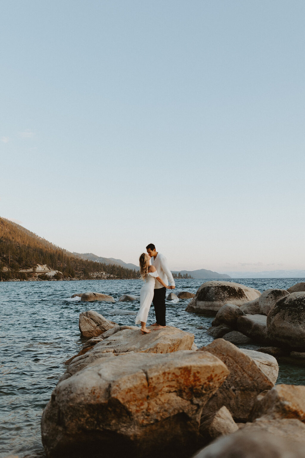 Lake Tahoe Engagement | Shannon & Luke - emmawynnpaul.com