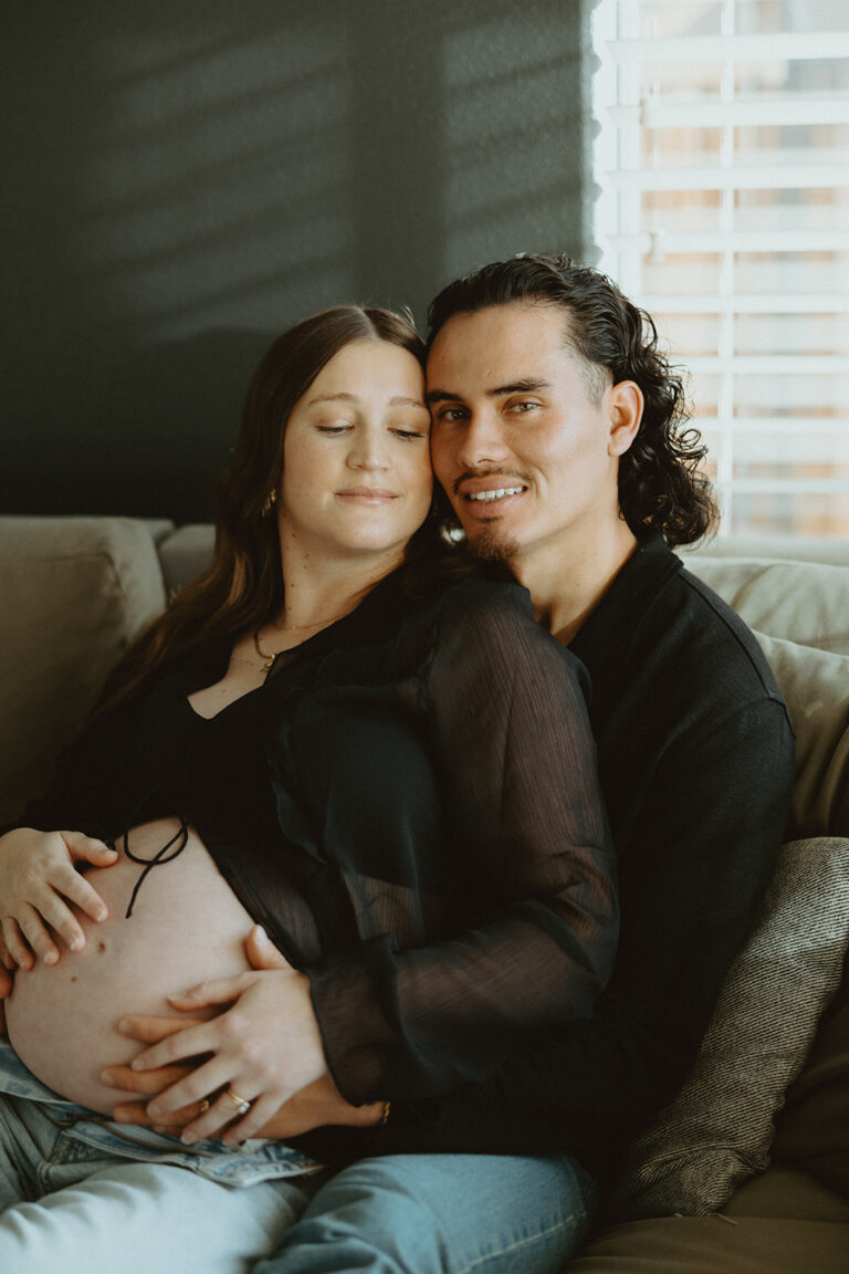 In-Home Maternity Session | Kiley & Ivan - emmawynnpaul.com