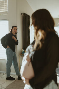 In-Home Maternity Session | Kiley & Ivan - emmawynnpaul.com